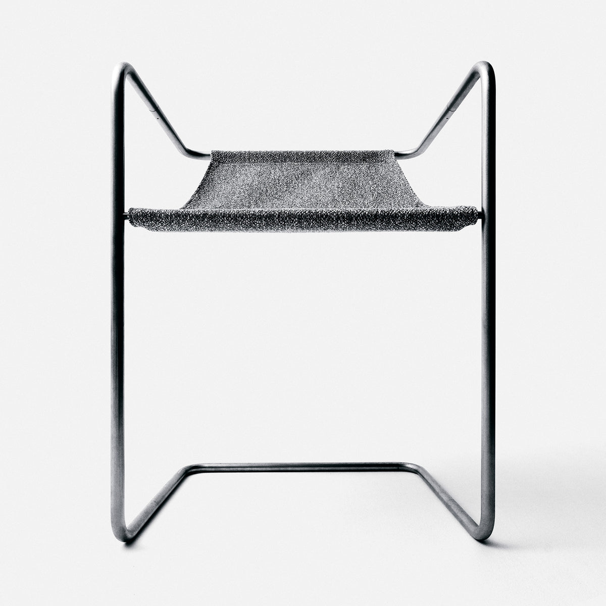 BEND Stool / Frame + Fabric / S2M